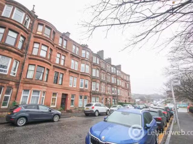 Cozy 2 BR Property to rent in Flat 2/1 14 Hotspur Street Glasg.