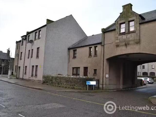 Cheap 2 BR Property to rent in Frithside Street, Fraserburgh.