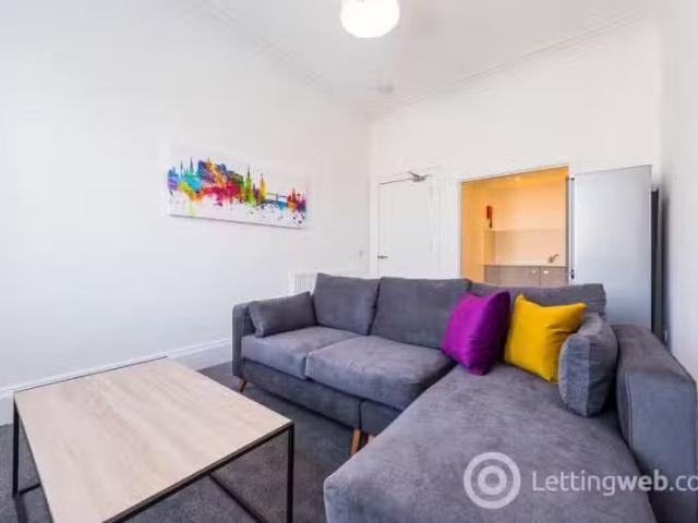 Just in! 2 BR Property to rent in Leith Walk, Edinburgh, Midlo.