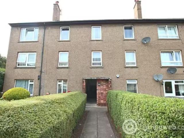 Charming 2 BR Property to rent in Manor Place, Broughty Ferry.