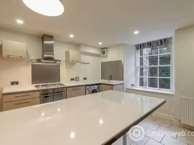 Rental! 2 BR Property to rent in Nelson Street, Edinburgh, Mid.