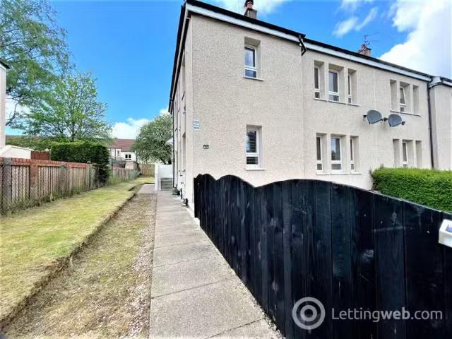 Unique 2 BR Property to rent in Netherhill Road, Paisley