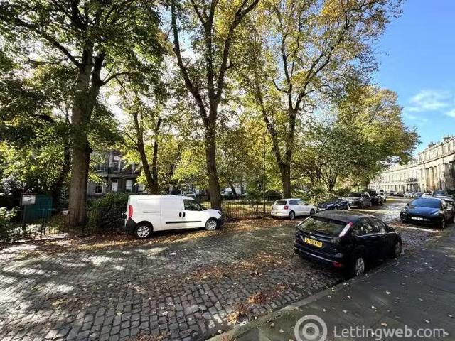 Unique 2 BR Property to rent in St Bernard's Crescent, Stockbr.
