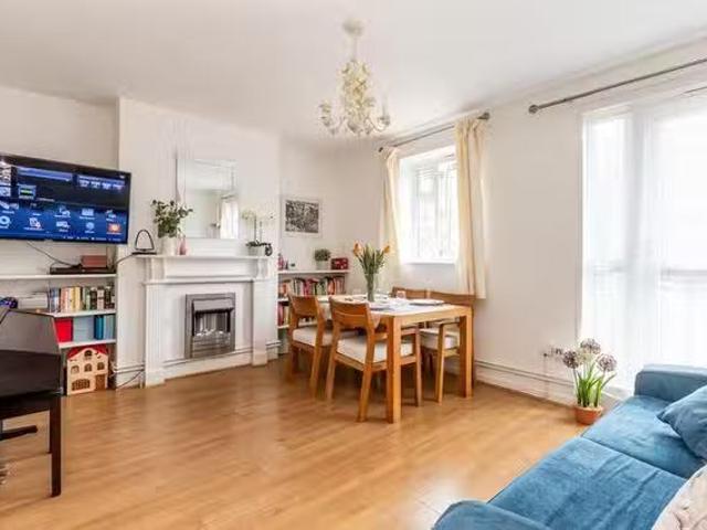 For Rent! 2 BR Woolwich Church Street