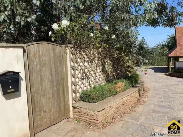 Unique 3 BA 3 bedroom semi detached house for rent in 35 Churc.