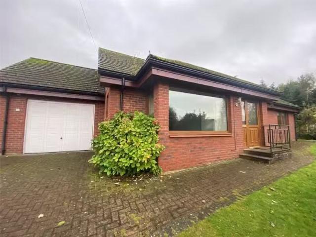 Just in! 3 BA 4 bedroom Detached House to rent, Tinwald Downs.