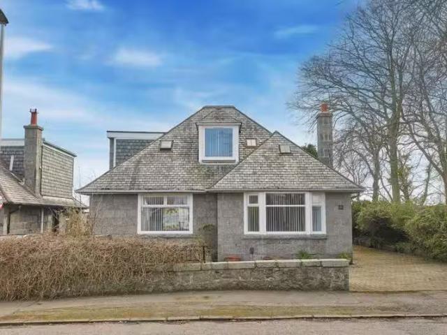 Nice 3 BA 4 bedroom house for rent in Woodhill Road, Aberdeen.