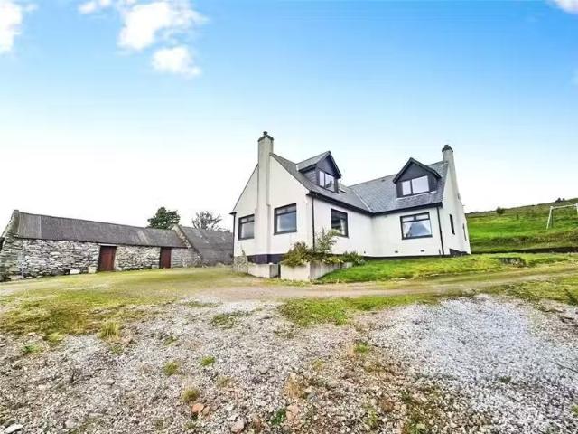 For Rent! 3 BA 5 bedroom House to rent, Strathkanaird, Ullapoo.