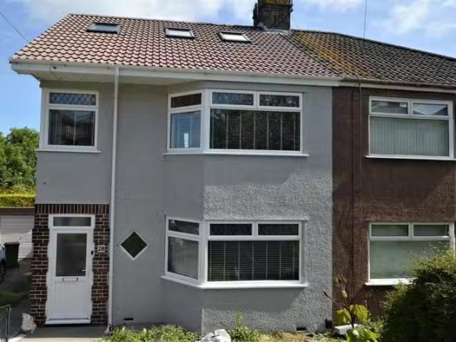 Nice 3 BA 6 bedroom house for rent in Glebelands Road, Filton.