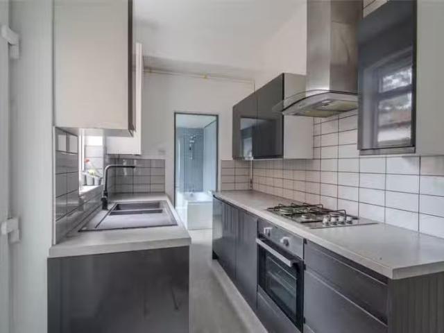 Unique 3 bedroom terraced house for rent in Knowle Road, Spark.