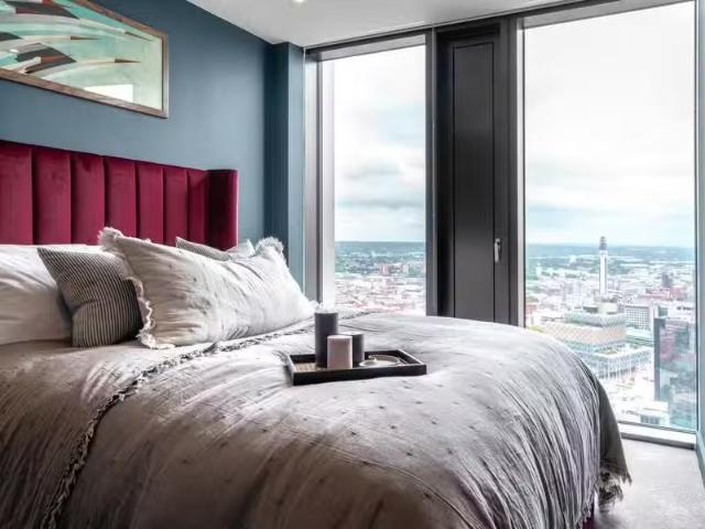 Nice 3 bedroom apartment for rent in Apartment 3510, The Merci.