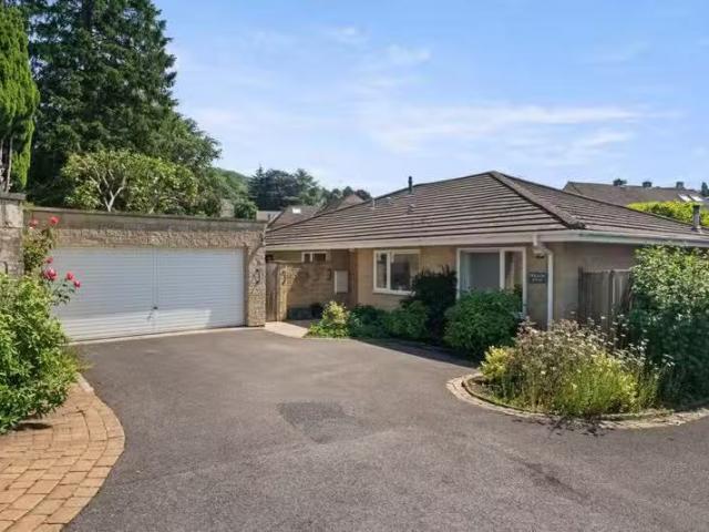 Just in! 3 bedroom bungalow for rent in Willowbank, Sham Castl.