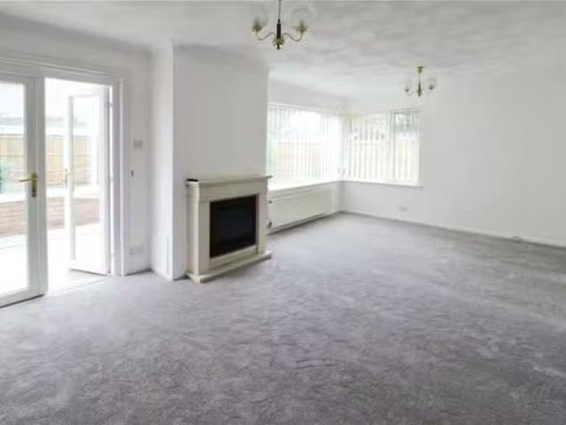 New 3 bedroom Detached Bungalow to rent, Milton Road, Cowplain.