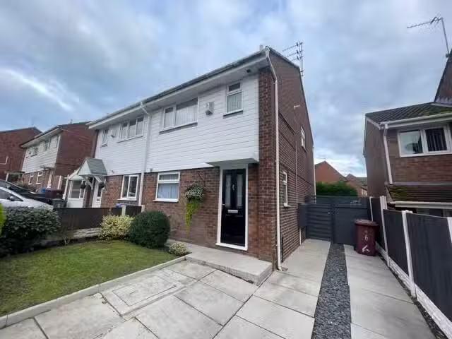 Deal! 3 bedroom house for rent in Bathgate Way, Melling Mount.