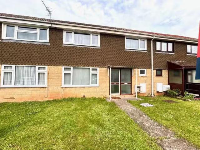 Nice 3 bedroom house for rent in Conygre Grove, Filton Bristol.