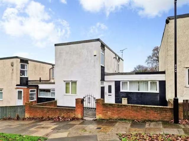 For Rent! 3 bedroom Mid Terrace House to rent, Fawlee Green, N.