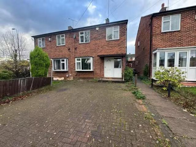 Just in! 3 BR Fenside Avenue, COVENTRY