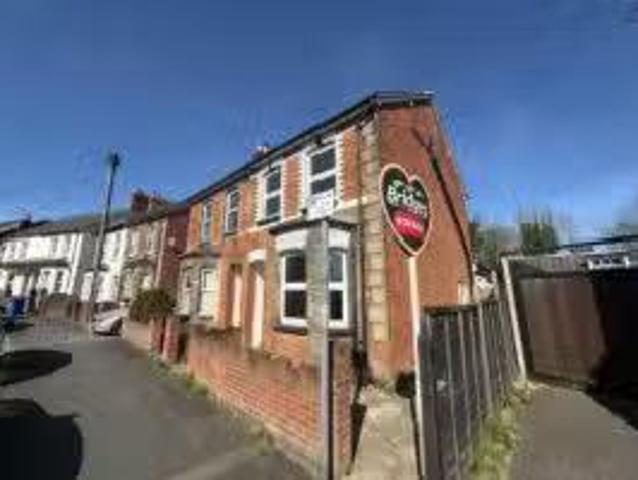 New 3 BR Property & Houses to Rent: St. Georges Road, Aldersho.