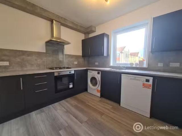Unique 3 BR Property to rent in 1C, Fishers Wynd, Musselburgh.