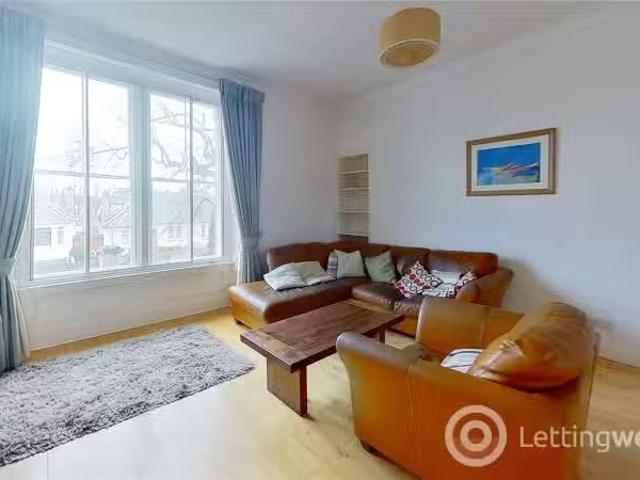 Just in! 3 BR Property to rent in Upper Hermitage, Edinburgh.