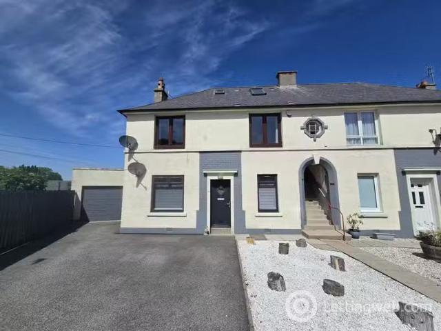 Just in! 3 BR Property to rent in Anderson Avenue, Aberdeen, A.