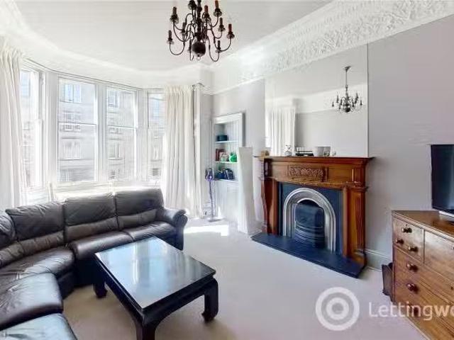 Unique 3 BR Property to rent in Arden Street, Edinburgh, EH9