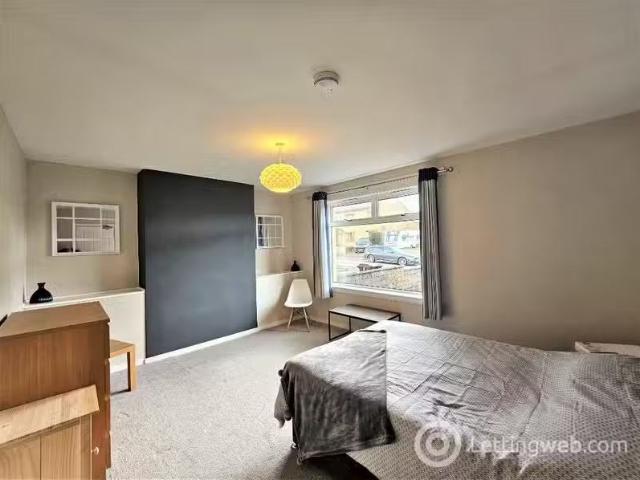 Rental! 3 BR Property to rent in Gaitside Drive, Garthdee, Abe.