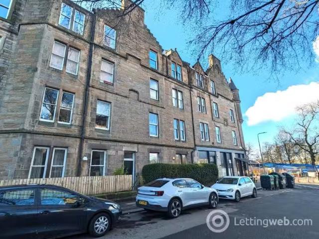 Rental! 3 BR Property to rent in Marchmont Crescent, Marchmont.