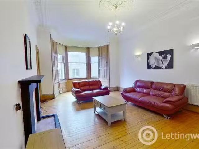 Charming 3 BR Property to rent in Polwarth Gardens, Edinburgh.