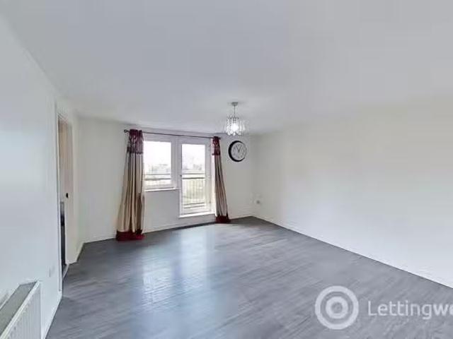 Deal! 3 BR Property to rent in Slateford Gait, Edinburgh, EH11