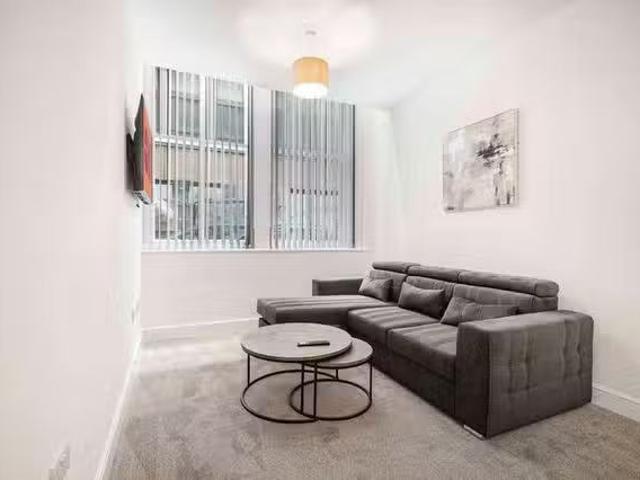 For Rent! 3 BR Union Court