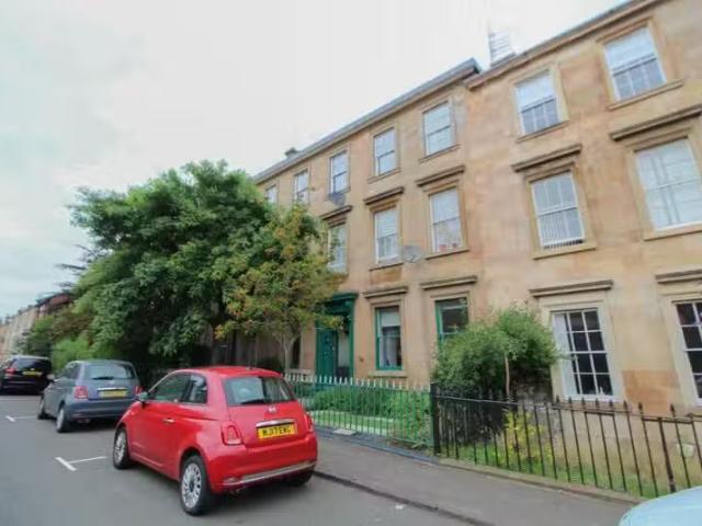 New 4 BA 4 bedroom flat for rent in P620, 56 Buccleuch Street.