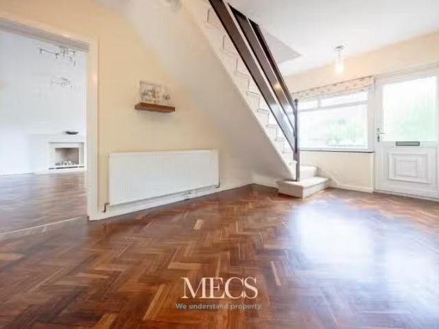 Just in! 4 bedroom detached house for rent in Hazeley Close, H.