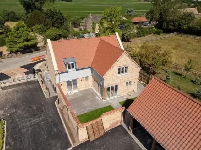 For Rent! 4 bedroom detached house for rent in Plot 1, Lower R.