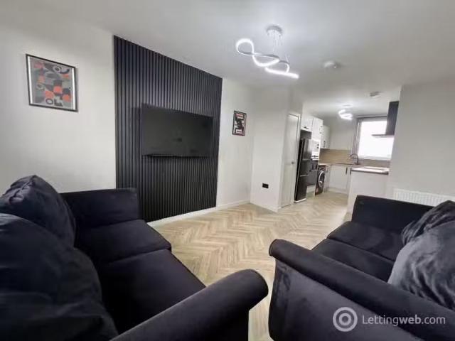 Cozy 4 BR Property to rent in 440, Auchmill Road, Bucksburn, A.