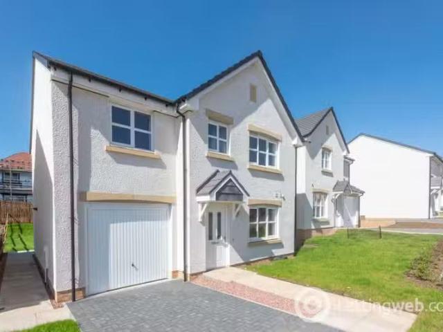 Deal! 4 BR Property to rent in Torrance Row, Gilmerton, Edinbu.
