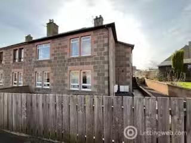 Just in! 4 BR Property to rent in Queens Road, Inverbervie, An.