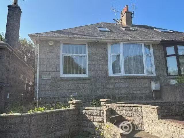 For Rent! 4 BR Property to rent in Sunnyside Terrace, Sunnyban.