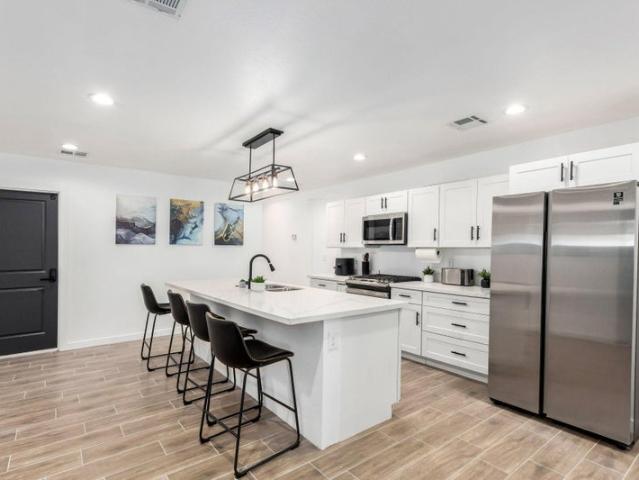 JUST LAUNCHED!* DOWNTOWN CHANDLER House wBRAND NE