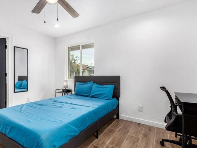 JUST LAUNCHED!* DOWNTOWN CHANDLER House w/BRAND NEW EVERYTHING & Fully Furnished Kitchen & Rooms!
