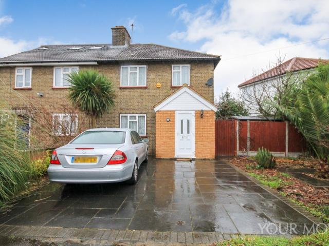 Jutsums Lane, Romford RM7, 3 bed semi detached house to rent, £2,200 pcm | PrimeLocation