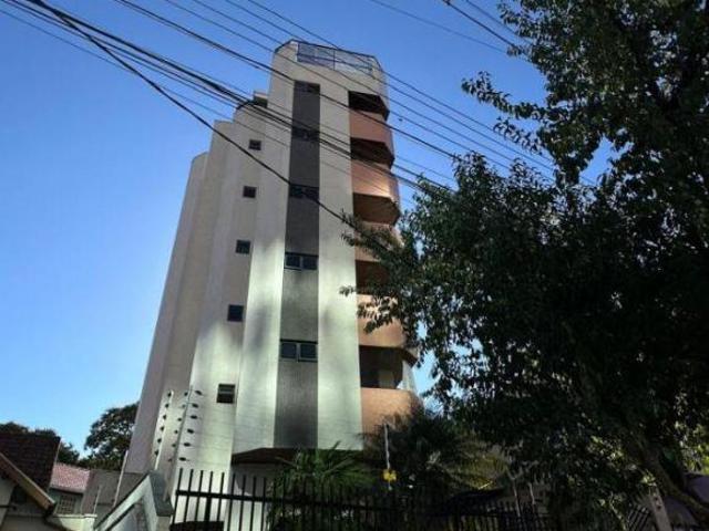 JUVEVÊ: Apartamento com 2 quartos e 1 vaga na esquina com a Rua Mauá e TJPR