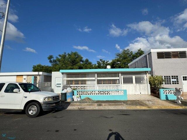 Jv Calle Lizzie Graham, Toa Baja, Home For Sale