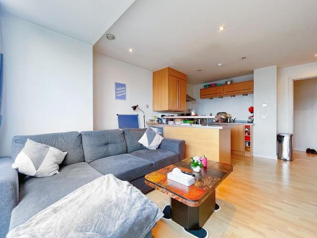 K2, 125 Albion Street, Leeds LS2, 1 bed flat to rent, £1,100 pcm | PrimeLocation