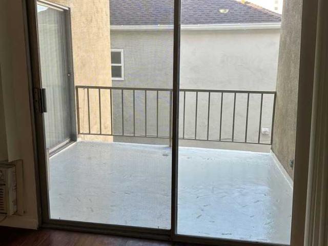 k820 1 Bedroom Apartment for Rent at 820 S Kingsley Dr, Los Angeles, CA 90005 Wilshire Center Koreatown