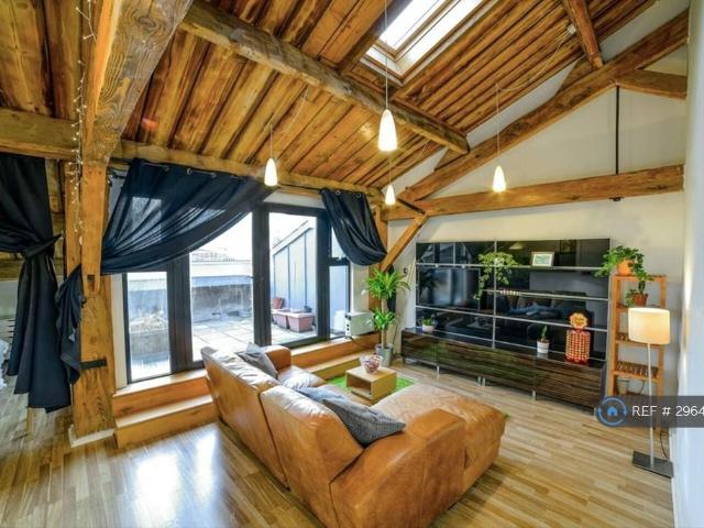 K Warehouse, London, E16 1 bed flat to rent £1,900 pcm £438 pw