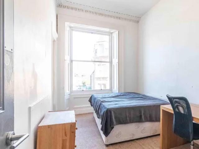 Kam Artistry, 83 Clerk Street, City of Edinburgh, EH8 9JG, United Kingdom | 5 bed house for rent #166860600 | Rentberry
