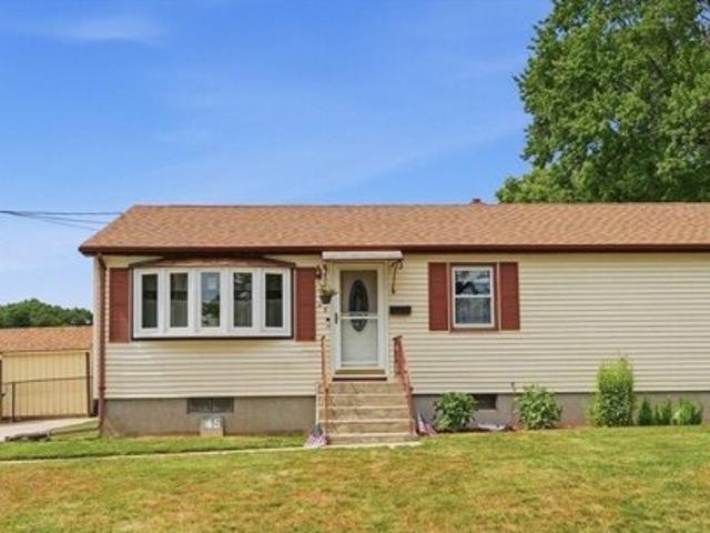 Kane Rd, Holyoke, Home For Sale