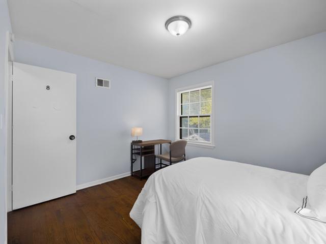Kansas City Duplex / Multiplex with Workspace. Newly renovated & cozy