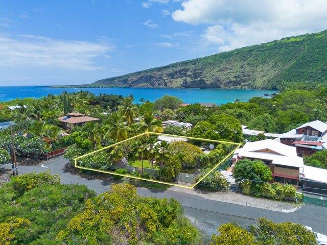 Kahauloa St, Captain Cook, Home For Sale